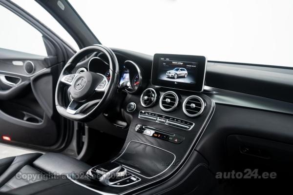 Pelēks Mercedes-Benz GLC-Class 2017 Tallina, ar dzinēja tilpumu 2.00 L un nobraukumu 173 tūkst. km par 23999 €, foto 11 vietnē AUTOMOTO.COM.LV