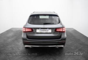Pelēks Mercedes-Benz GLC-Class 2017 Tallina, ar dzinēja tilpumu 2.00 L un nobraukumu 140 tūkst. km par 21999 €, foto 5 vietnē AUTOMOTO.COM.LV