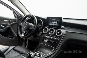 Pelēks Mercedes-Benz GLC-Class 2017 Tallina, ar dzinēja tilpumu 2.00 L un nobraukumu 140 tūkst. km par 21999 €, foto 11 vietnē AUTOMOTO.COM.LV