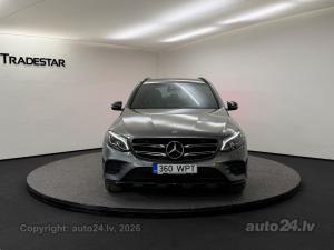 Pelēks Mercedes-Benz GLC-Class 2017 Pērnava, ar dzinēja tilpumu 2.10 L un nobraukumu 195 tūkst. km par 23900 €, foto 3 vietnē AUTOMOTO.COM.LV