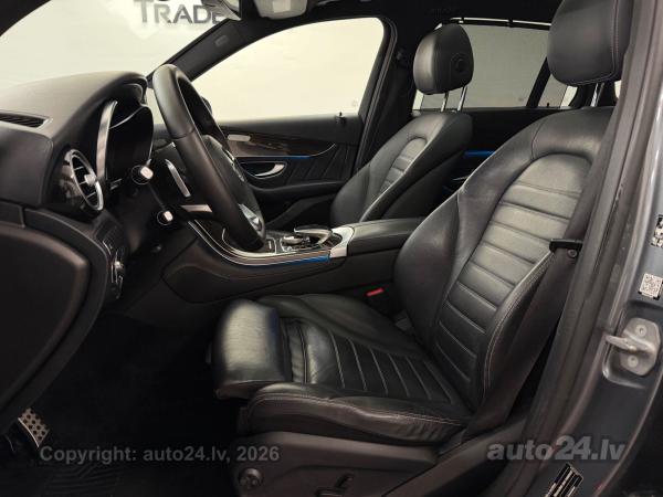 Grey Mercedes-Benz GLC-Class 2017 in Parnu, with an engine capacity of 2.10 L and mileage of 195 thousand km for 23900 €, photo 9 on AUTOMOTO.COM.LV
