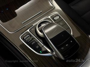 Pelēks Mercedes-Benz GLC-Class 2017 Pērnava, ar dzinēja tilpumu 2.10 L un nobraukumu 195 tūkst. km par 23900 €, foto 22 vietnē AUTOMOTO.COM.LV