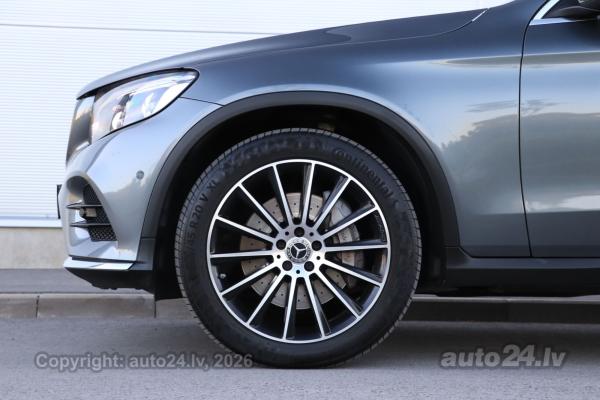 Grey Mercedes-Benz GLC-Class 2018 in Tallinn, with an engine capacity of 3.00 L and mileage of 137 thousand km for 30900 €, photo 8 on AUTOMOTO.COM.LV