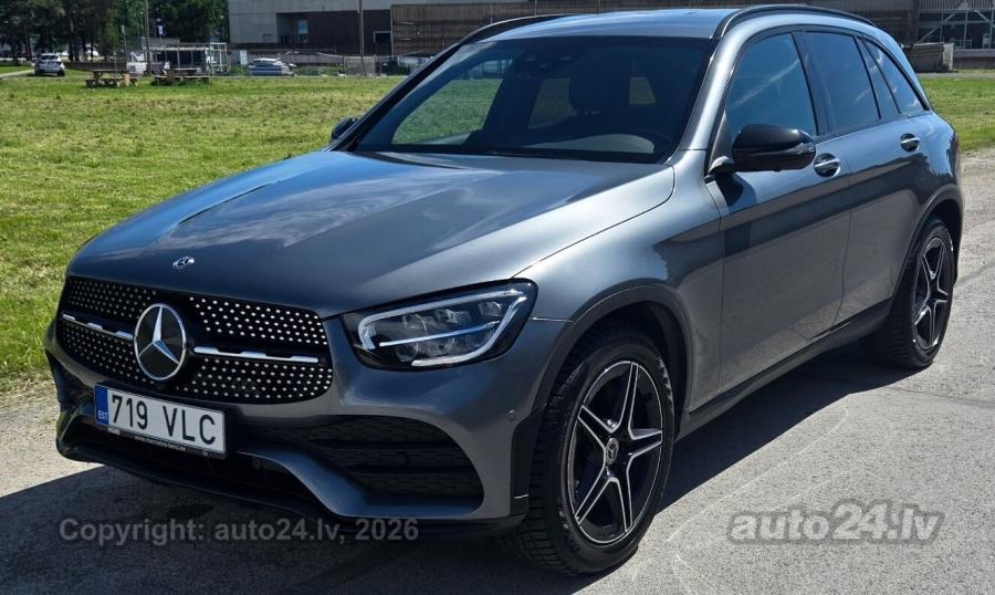 Pelēks Mercedes-Benz GLC-Class 2019 Tallina, ar dzinēja tilpumu 2.00 L un nobraukumu 70 tūkst. km par 29900 €, foto 3 vietnē AUTOMOTO.COM.LV