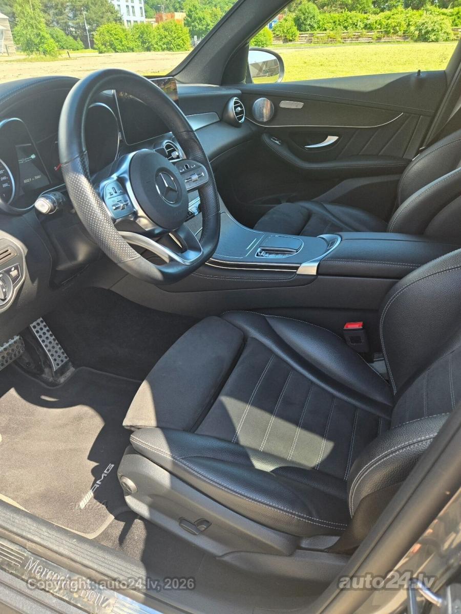 Pelēks Mercedes-Benz GLC-Class 2019 Tallina, ar dzinēja tilpumu 2.00 L un nobraukumu 70 tūkst. km par 29900 €, foto 9 vietnē AUTOMOTO.COM.LV