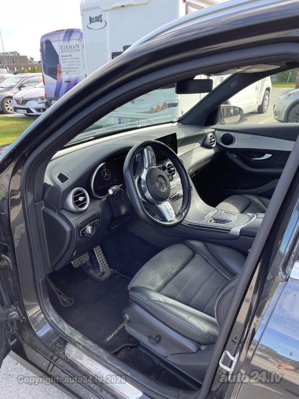 Grey Mercedes-Benz GLC-Class 2019 in Tallinn, with an engine capacity of 2.00 L and mileage of 155 thousand km for 32500 €, photo 8 on AUTOMOTO.COM.LV