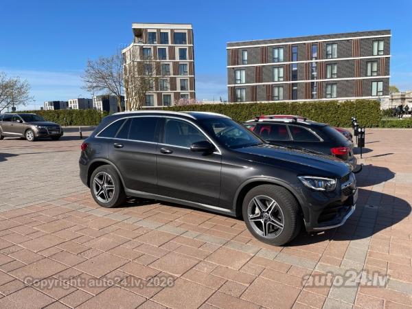 Pelēks Mercedes-Benz GLC-Class 2019 Tallina, ar dzinēja tilpumu 2.00 L un nobraukumu 155 tūkst. km par 31500 €, foto 9 vietnē AUTOMOTO.COM.LV