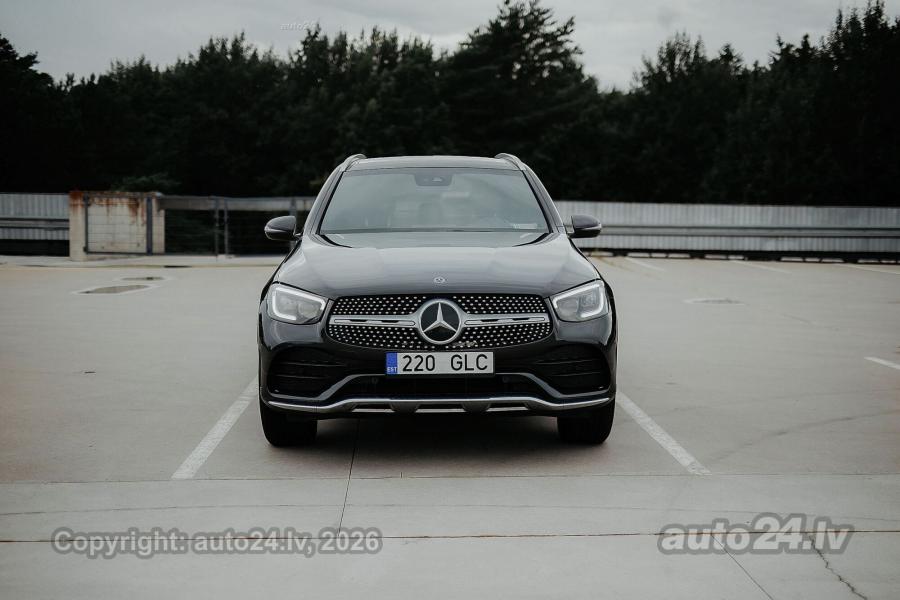 Grey Mercedes-Benz GLC-Class 2019 in Tallinn, with an engine capacity of 2.00 L and mileage of 155 thousand km for 31500 €, photo 6 on AUTOMOTO.COM.LV
