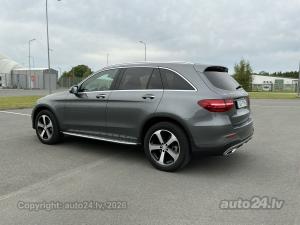 Pelēks Mercedes-Benz GLC-Class 2019 Hāpsalu, ar dzinēja tilpumu 3.00 L un nobraukumu 93 tūkst. km par 34999 €, foto 5 vietnē AUTOMOTO.COM.LV