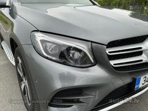 Pelēks Mercedes-Benz GLC-Class 2019 Hāpsalu, ar dzinēja tilpumu 3.00 L un nobraukumu 93 tūkst. km par 34999 €, foto 10 vietnē AUTOMOTO.COM.LV