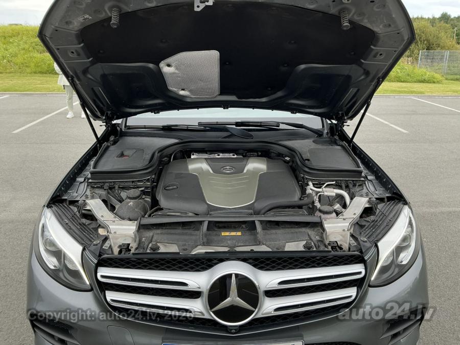 Pelēks Mercedes-Benz GLC-Class 2019 Hāpsalu, ar dzinēja tilpumu 3.00 L un nobraukumu 93 tūkst. km par 34999 €, foto 15 vietnē AUTOMOTO.COM.LV