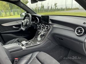 Pelēks Mercedes-Benz GLC-Class 2019 Hāpsalu, ar dzinēja tilpumu 3.00 L un nobraukumu 93 tūkst. km par 34999 €, foto 21 vietnē AUTOMOTO.COM.LV