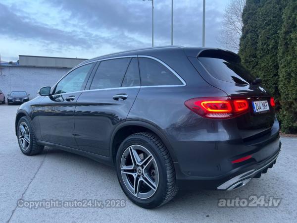 Grey Mercedes-Benz GLC-Class 2021 in Tallinn, with an engine capacity of 2.00 L and mileage of 53 thousand km for 39900 €, photo 6 on AUTOMOTO.COM.LV