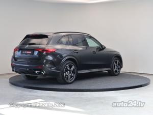 Grey Mercedes-Benz GLC-Class 2023 in Tallinn, with an engine capacity of 2.00 L and mileage of 25 thousand km for 47900 €, photo 4 on AUTOMOTO.COM.LV