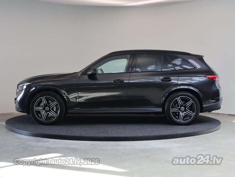 Grey Mercedes-Benz GLC-Class 2023 in Tallinn, with an engine capacity of 2.00 L and mileage of 25 thousand km for 47900 €, photo 6 on AUTOMOTO.COM.LV