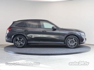 Grey Mercedes-Benz GLC-Class 2023 in Tallinn, with an engine capacity of 2.00 L and mileage of 25 thousand km for 47900 €, photo 7 on AUTOMOTO.COM.LV