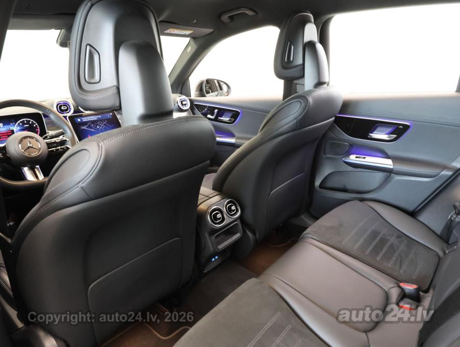 Grey Mercedes-Benz GLC-Class 2023 in Tallinn, with an engine capacity of 2.00 L and mileage of 25 thousand km for 47900 €, photo 13 on AUTOMOTO.COM.LV