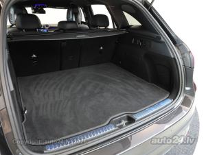 Grey Mercedes-Benz GLC-Class 2023 in Tallinn, with an engine capacity of 2.00 L and mileage of 25 thousand km for 47900 €, photo 21 on AUTOMOTO.COM.LV