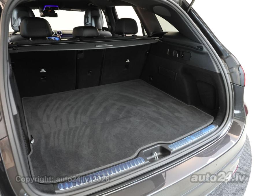 Grey Mercedes-Benz GLC-Class 2023 in Tallinn, with an engine capacity of 2.00 L and mileage of 25 thousand km for 47900 €, photo 21 on AUTOMOTO.COM.LV