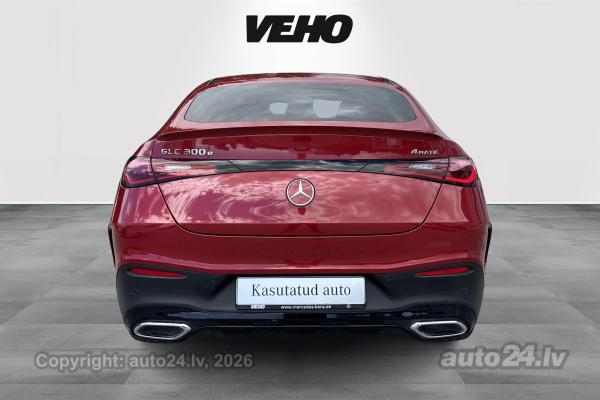 Sarkans Mercedes-Benz GLC-Class 2024 Pērnava, ar dzinēja tilpumu 2.00 L un nobraukumu 37 tūkst. km par 69990 €, foto 6 vietnē AUTOMOTO.COM.LV