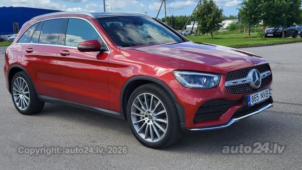 Sarkans Mercedes-Benz GLC-Class 2020 Tallina, ar dzinēja tilpumu 2.00 L un nobraukumu 100 tūkst. km par 34900 €, foto 2 vietnē AUTOMOTO.COM.LV