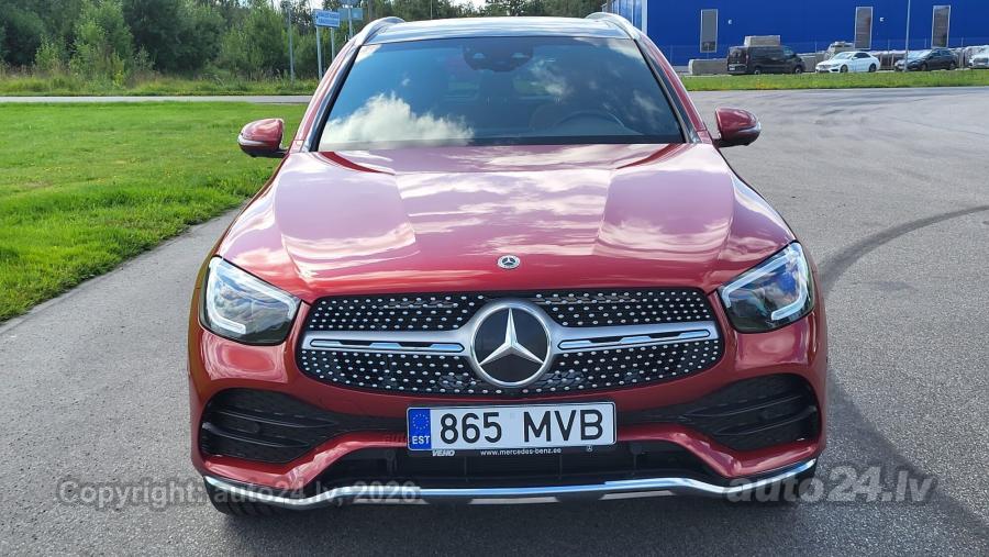 Sarkans Mercedes-Benz GLC-Class 2020 Tallina, ar dzinēja tilpumu 2.00 L un nobraukumu 100 tūkst. km par 34900 €, foto 4 vietnē AUTOMOTO.COM.LV