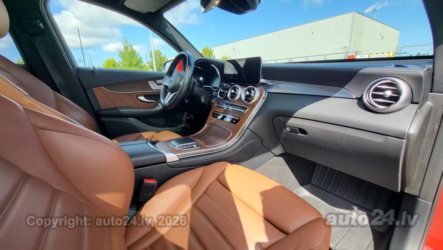 Sarkans Mercedes-Benz GLC-Class 2020 Tallina, ar dzinēja tilpumu 2.00 L un nobraukumu 100 tūkst. km par 34900 €, foto 12 vietnē AUTOMOTO.COM.LV