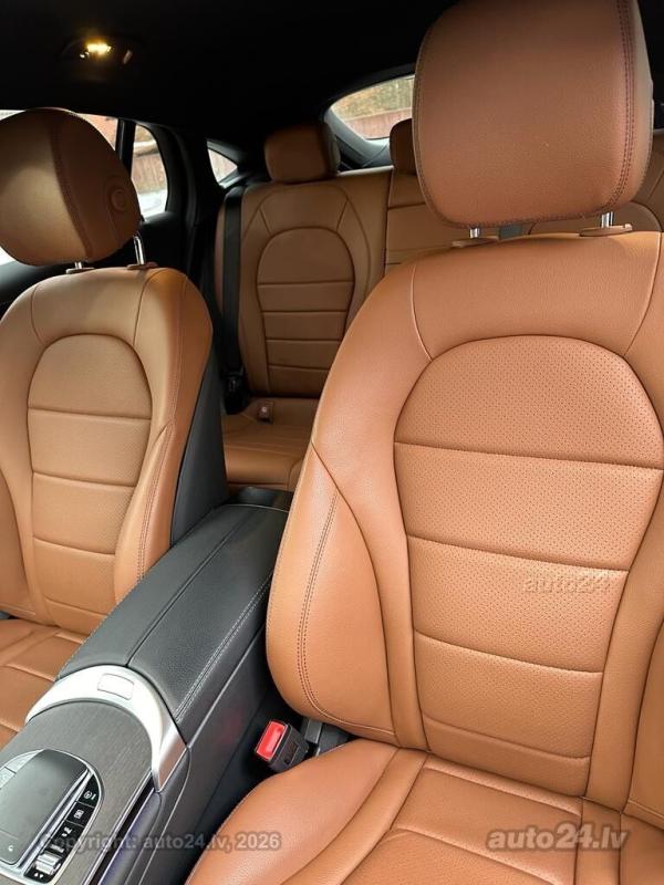 Balts Mercedes-Benz GLC-Class 2022 Rīga, ar dzinēja tilpumu 2.00 L un nobraukumu 79 tūkst. km par 40000 €, foto 4 vietnē AUTOMOTO.COM.LV