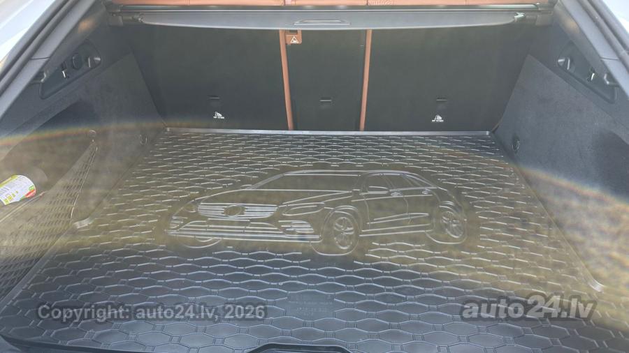Balts Mercedes-Benz GLC-Class 2022 Rīga, ar dzinēja tilpumu 2.00 L un nobraukumu 79 tūkst. km par 40000 €, foto 9 vietnē AUTOMOTO.COM.LV