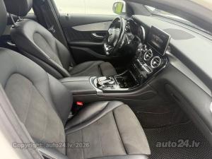White Mercedes-Benz GLC-Class 2016 in Tallinn, with an engine capacity of 2.10 L and mileage of 269 thousand km for 19990 €, photo 8 on AUTOMOTO.COM.LV