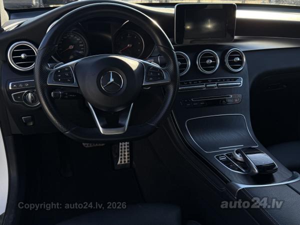 Balts Mercedes-Benz GLC-Class 2017 Tallina, ar dzinēja tilpumu 2.10 L un nobraukumu 121 tūkst. km par 26999 €, foto 8 vietnē AUTOMOTO.COM.LV