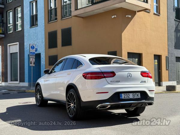 Balts Mercedes-Benz GLC-Class 2017 Tallina, ar dzinēja tilpumu 2.00 L un nobraukumu 136 tūkst. km par 30000 €, foto 4 vietnē AUTOMOTO.COM.LV