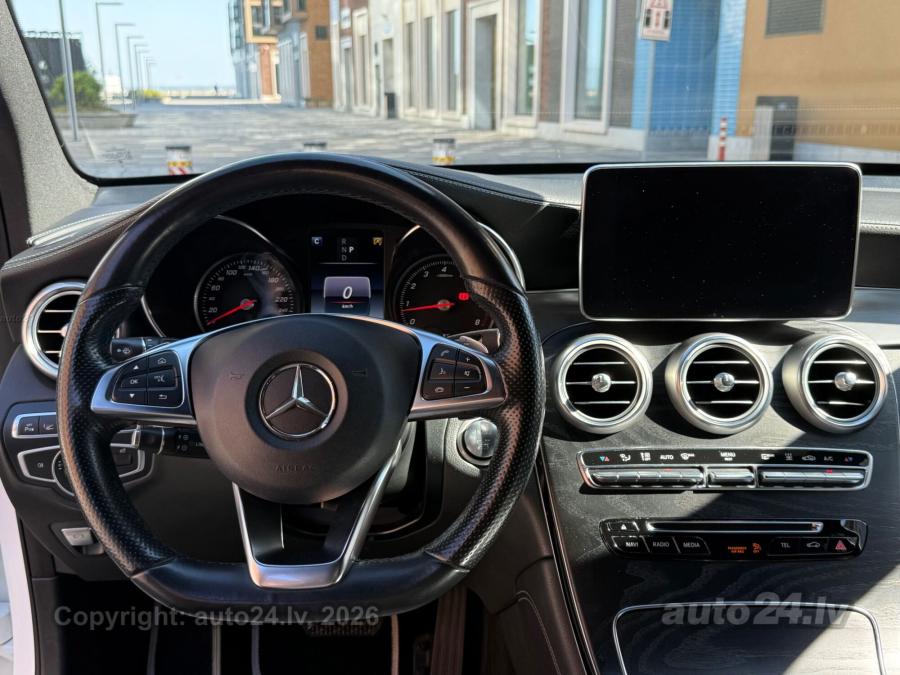 Balts Mercedes-Benz GLC-Class 2017 Tallina, ar dzinēja tilpumu 2.00 L un nobraukumu 136 tūkst. km par 30000 €, foto 9 vietnē AUTOMOTO.COM.LV