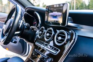Balts Mercedes-Benz GLC-Class 2019 Tallina, ar dzinēja tilpumu 2.00 L un nobraukumu 129 tūkst. km par 37500 €, foto 6 vietnē AUTOMOTO.COM.LV