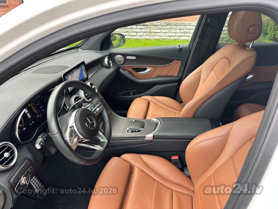 Balts Mercedes-Benz GLC-Class 2021 Tallina, ar dzinēja tilpumu 2.00 L un nobraukumu 140 tūkst. km par 30500 €, foto 14 vietnē AUTOMOTO.COM.LV
