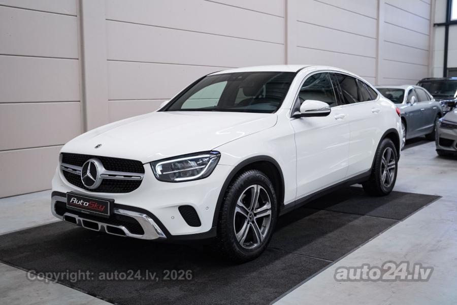 White Mercedes-Benz GLC-Class 2022 in Tallinn, with an engine capacity of 2.00 L and mileage of 118 thousand km for 39900 €, photo 1 on AUTOMOTO.COM.LV