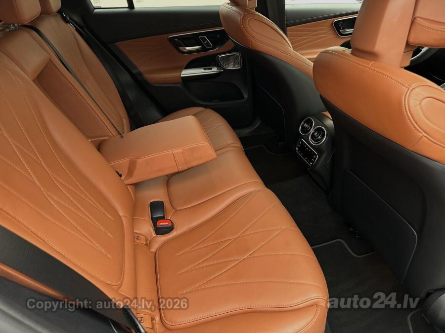 Balts Mercedes-Benz GLC-Class 2023 Rīga, ar dzinēja tilpumu 2.00 L un nobraukumu 40 tūkst. km par 64550 €, foto 23 vietnē AUTOMOTO.COM.LV
