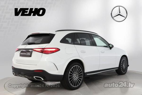Balts Mercedes-Benz GLC-Class 2024 Tallina, ar dzinēja tilpumu 2.00 L un nobraukumu 12 tūkst. km par 54900 €, foto 3 vietnē AUTOMOTO.COM.LV