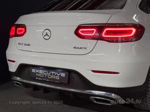 White Mercedes-Benz GLC-Class 2019 in Tallinn, with an engine capacity of 2.00 L and mileage of 132 thousand km for 31990 €, photo 12 on AUTOMOTO.COM.LV