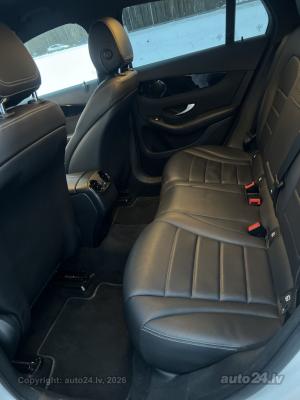 Balts Mercedes-Benz GLC-Class 2019 Tallina, ar dzinēja tilpumu 2.10 L un nobraukumu 235 tūkst. km par 23499 €, foto 6 vietnē AUTOMOTO.COM.LV
