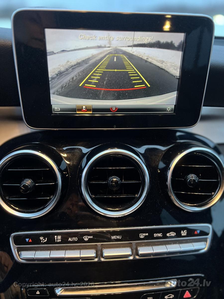 Balts Mercedes-Benz GLC-Class 2019 Tallina, ar dzinēja tilpumu 2.10 L un nobraukumu 235 tūkst. km par 23499 €, foto 7 vietnē AUTOMOTO.COM.LV
