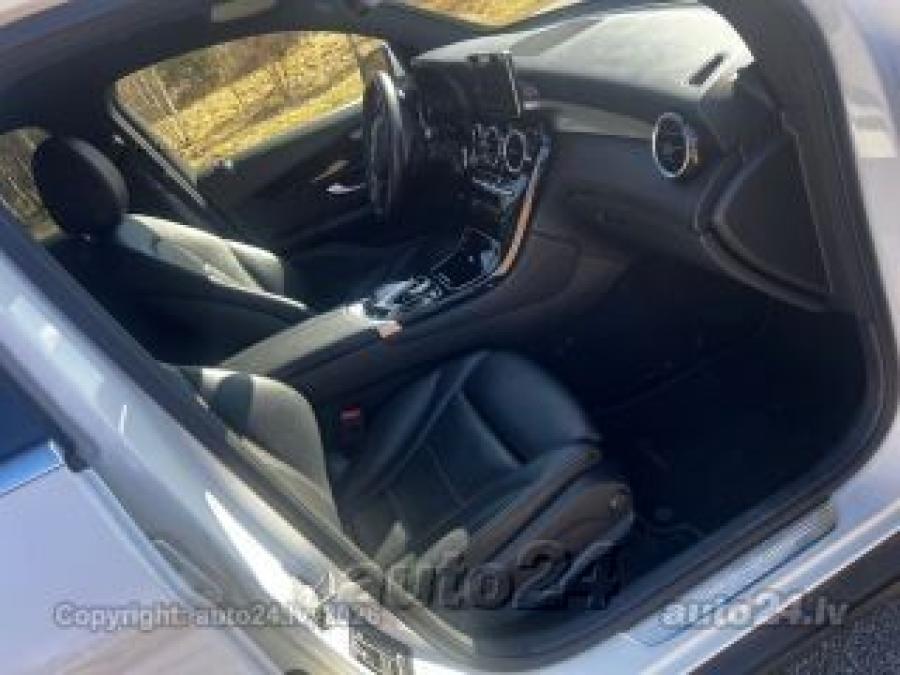 Balts Mercedes-Benz GLC-Class 2019 Tallina, ar dzinēja tilpumu 2.10 L un nobraukumu 235 tūkst. km par 23499 €, foto 10 vietnē AUTOMOTO.COM.LV