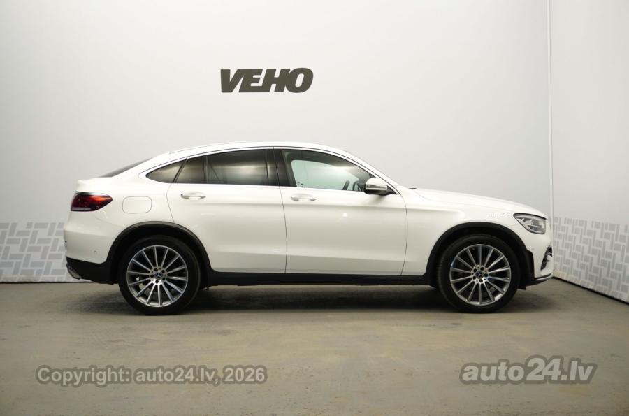 Balts Mercedes-Benz GLC-Class 2021 Tartu, ar dzinēja tilpumu 2.00 L un nobraukumu 96 tūkst. km par 34900 €, foto 5 vietnē AUTOMOTO.COM.LV