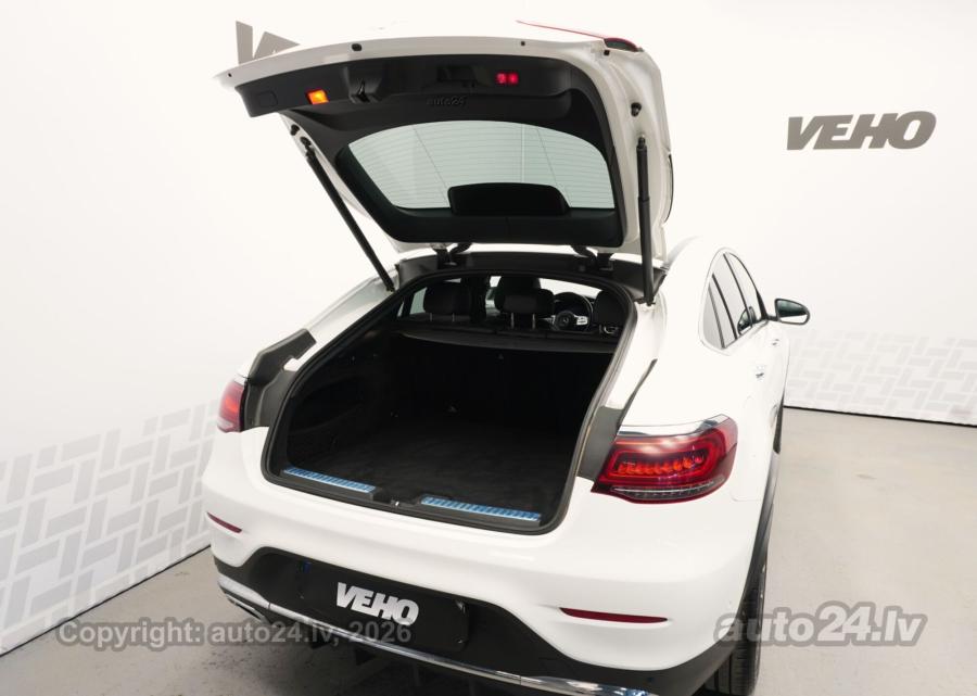 Balts Mercedes-Benz GLC-Class 2021 Tartu, ar dzinēja tilpumu 2.00 L un nobraukumu 96 tūkst. km par 34900 €, foto 8 vietnē AUTOMOTO.COM.LV