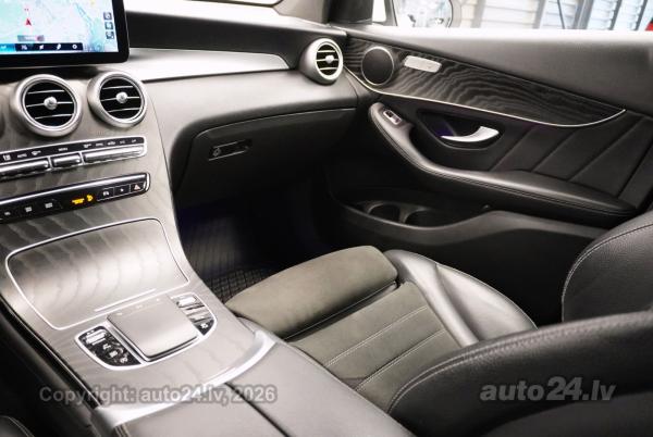Balts Mercedes-Benz GLC-Class 2021 Tartu, ar dzinēja tilpumu 2.00 L un nobraukumu 96 tūkst. km par 34900 €, foto 10 vietnē AUTOMOTO.COM.LV