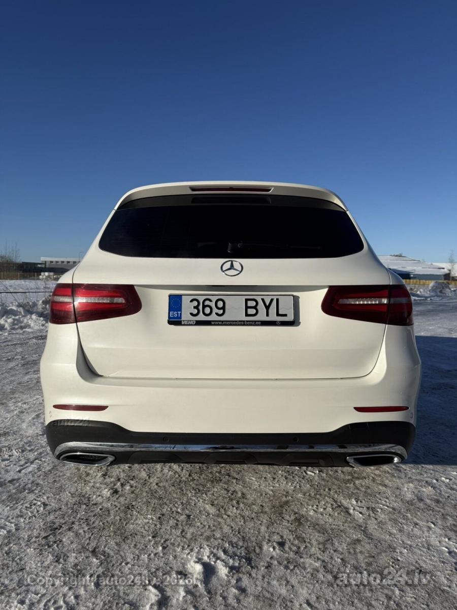 Balts Mercedes-Benz GLC-Class 2016 Tallina, ar dzinēja tilpumu 2.10 L un nobraukumu 98 tūkst. km par 23900 €, foto 5 vietnē AUTOMOTO.COM.LV