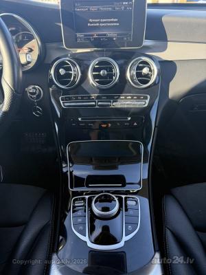 Balts Mercedes-Benz GLC-Class 2016 Tallina, ar dzinēja tilpumu 2.10 L un nobraukumu 98 tūkst. km par 23900 €, foto 9 vietnē AUTOMOTO.COM.LV