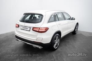 White Mercedes-Benz GLC-Class 2017 in Tallinn, with an engine capacity of 2.00 L and mileage of 158 thousand km for 17999 €, photo 4 on AUTOMOTO.COM.LV