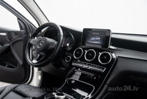 White Mercedes-Benz GLC-Class 2017 in Tallinn, with an engine capacity of 2.00 L and mileage of 158 thousand km for 17999 €, photo 11 on AUTOMOTO.COM.LV