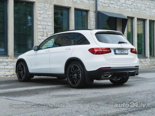 Balts Mercedes-Benz GLC-Class 2017 Tallina, ar dzinēja tilpumu 2.00 L un nobraukumu 145 tūkst. km par 29900 €, foto 6 vietnē AUTOMOTO.COM.LV